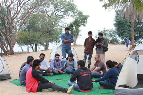 Reward Yourself a Career | Spoors Technology